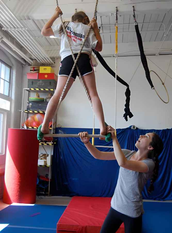 Private Lessons - Show Circus Studio